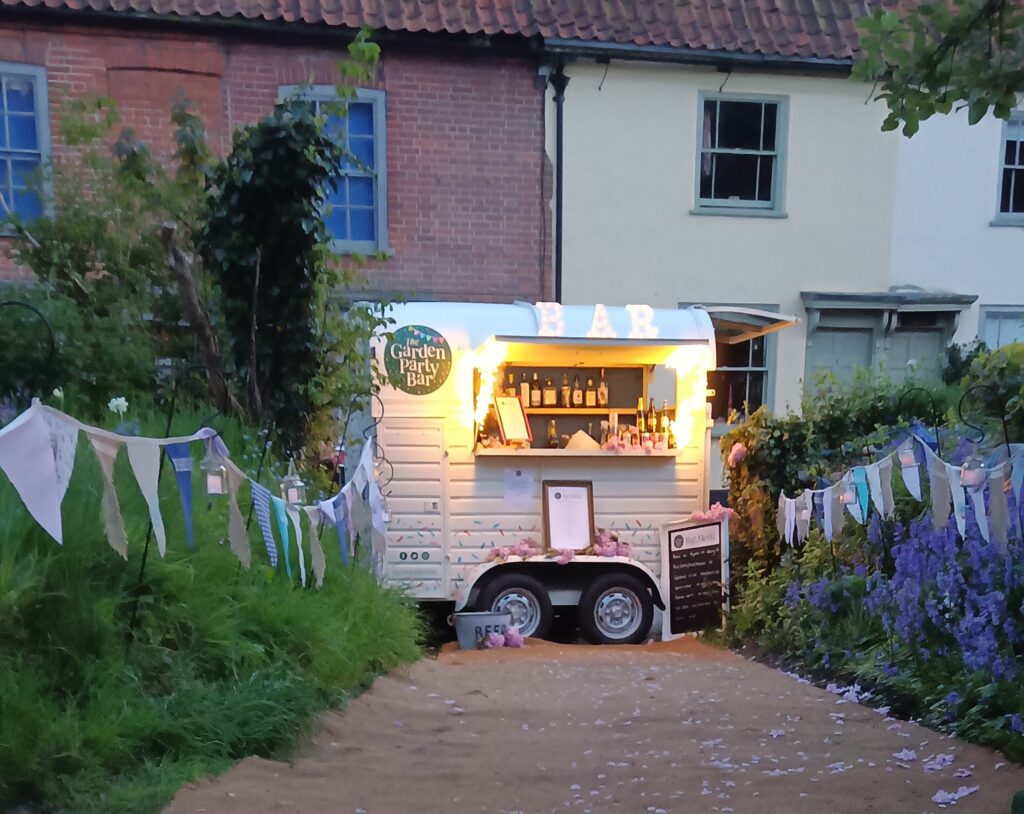 The Garden Party Bar - The Event Company EA Ltd